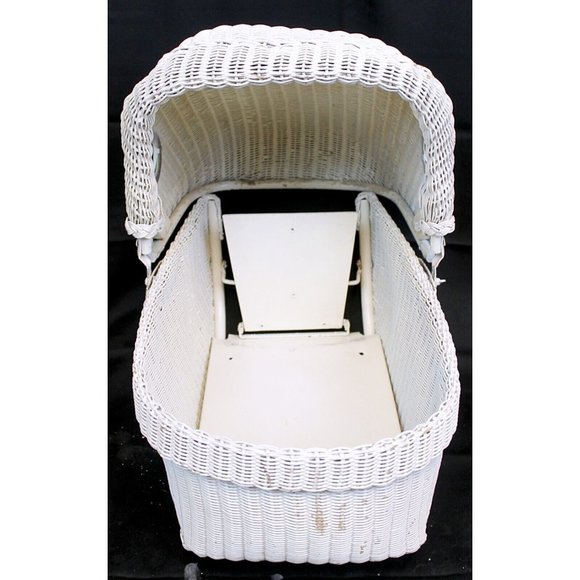 Unbranded | Toys | Vtg Baby Doll Rocking Carrier Bassinet Basket Cradle ...